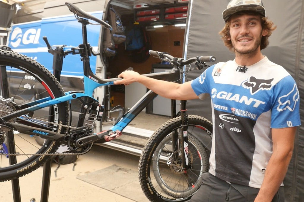 Pro Bike Check: Yoann Barelli's Giant Reign Advanced 27.5 - MBR