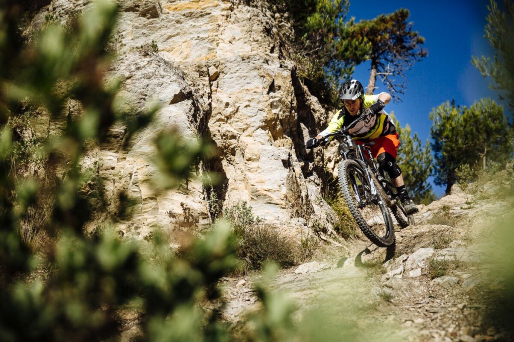 First look: 2016 Nukeproof Mega - MBR