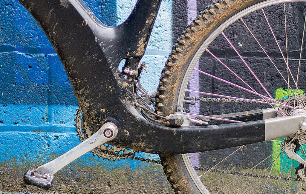 Mountain bike history: world's first carbon monocoque mountain bike - MBR