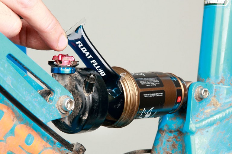 How to fit Fox Float rear shock volume spacers - MBR