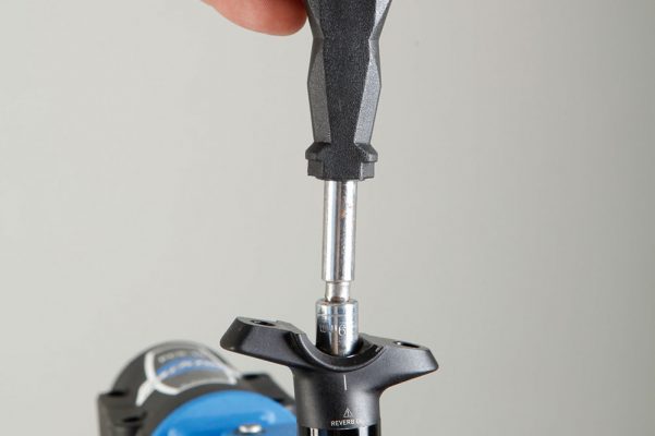 How to inflate your RockShox Reverb Stealth - MBR