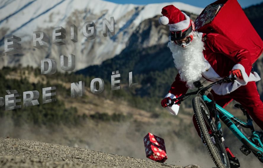 Santa rides a Giant Reign - MBR