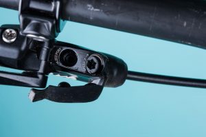 RockShox Reverb 1X Remote review - MBR