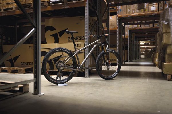 Genesis TarnTanium is a titanium wünderhardtail - MBR
