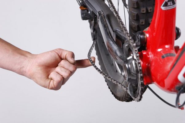 Three simple steps to extend the life of your chain - MBR