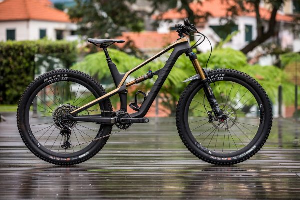Canyon unveils all-new revamped Spectral for 2018 - MBR