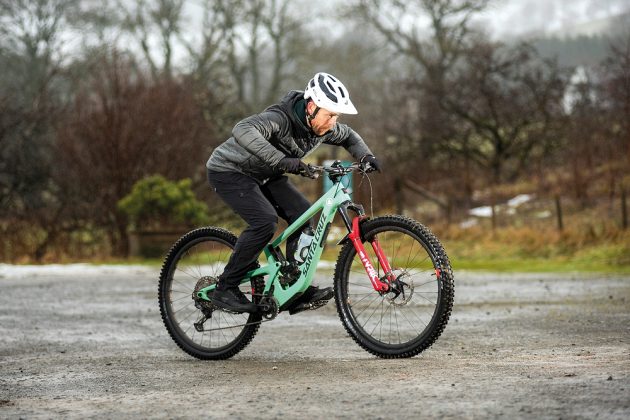 How to manual a mountain bike - MBR