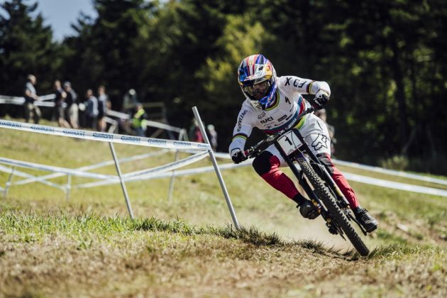 MTB history lesson: how DH racing technique has changed since the 90s - MBR