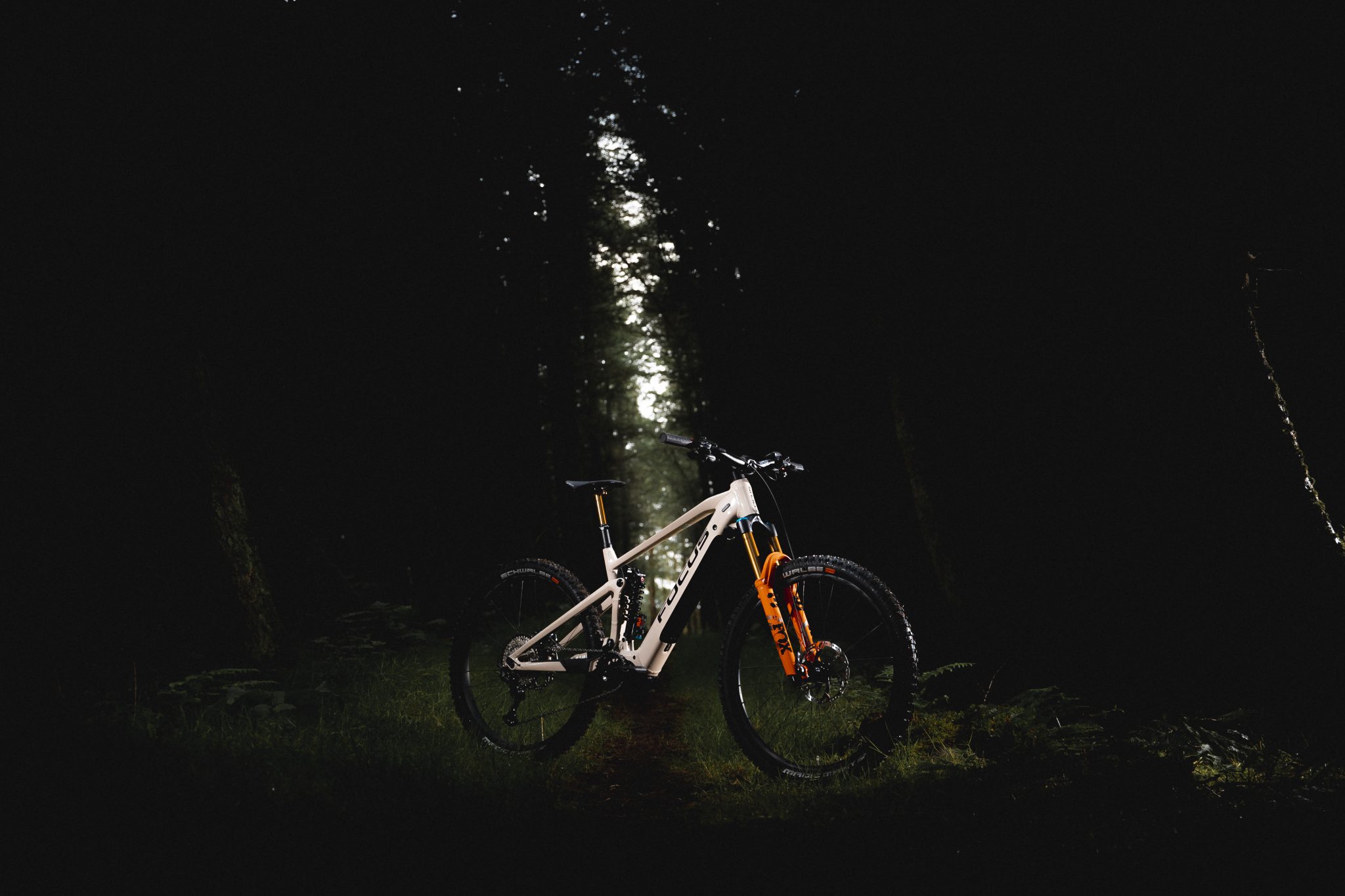 Focus Sam2 6.9: first ride review of 170mm e-enduro bike - MBR