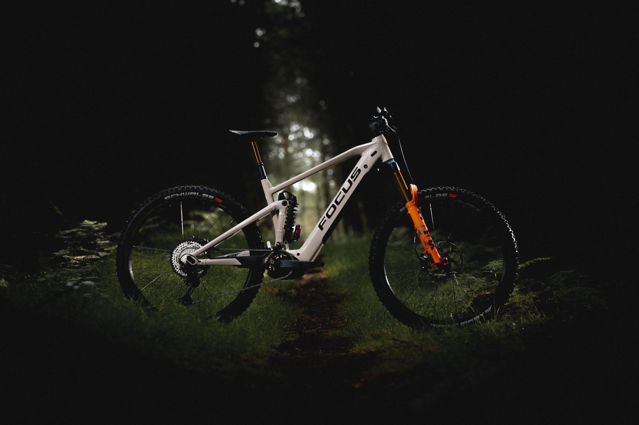 Focus Sam2 6.9: first ride review of 170mm e-enduro bike - MBR