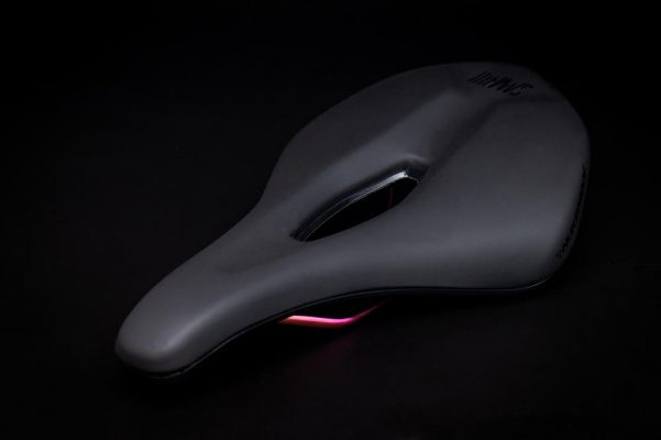 Low stack height Nukeproof Horizon saddle offers 8mm more standover - MBR