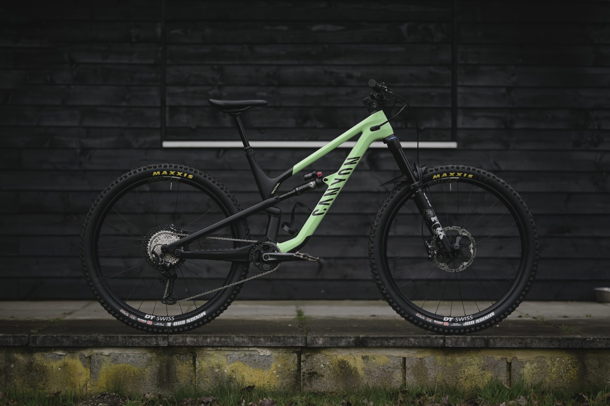 Canyon Spectral 29 CF 8.0 (2021) first ride review - MBR