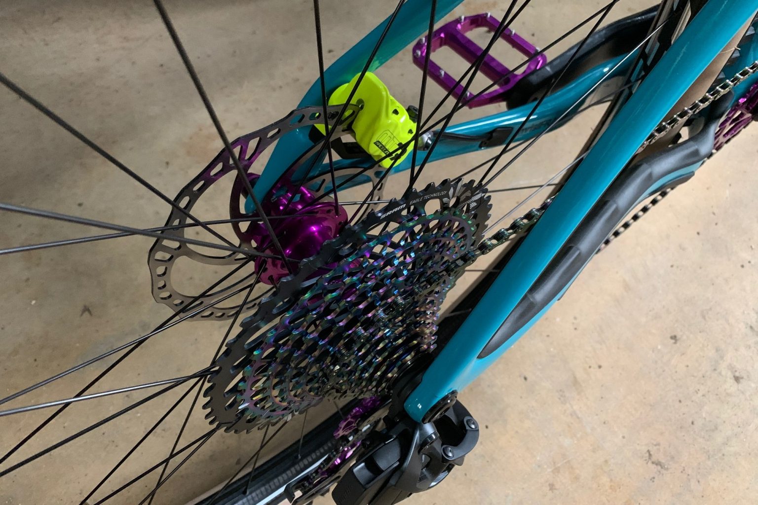 This custom Yeti ARC is a different take on the enduro hardtail idea