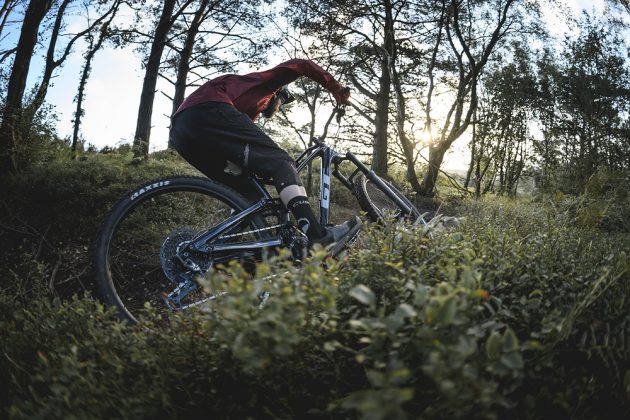 The GT Force Carbon Pro LE review - MBR