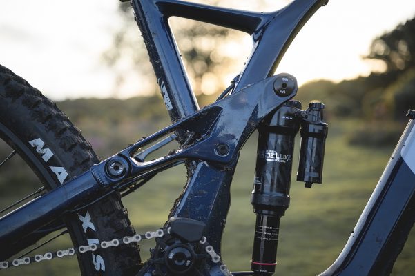 The GT Force Carbon Pro LE review - MBR
