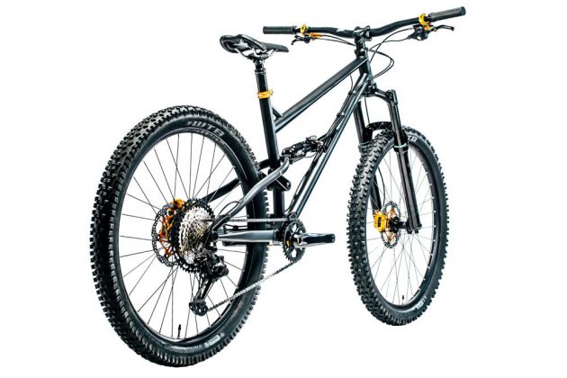 Cotic Droplink models now in mullet option - MBR