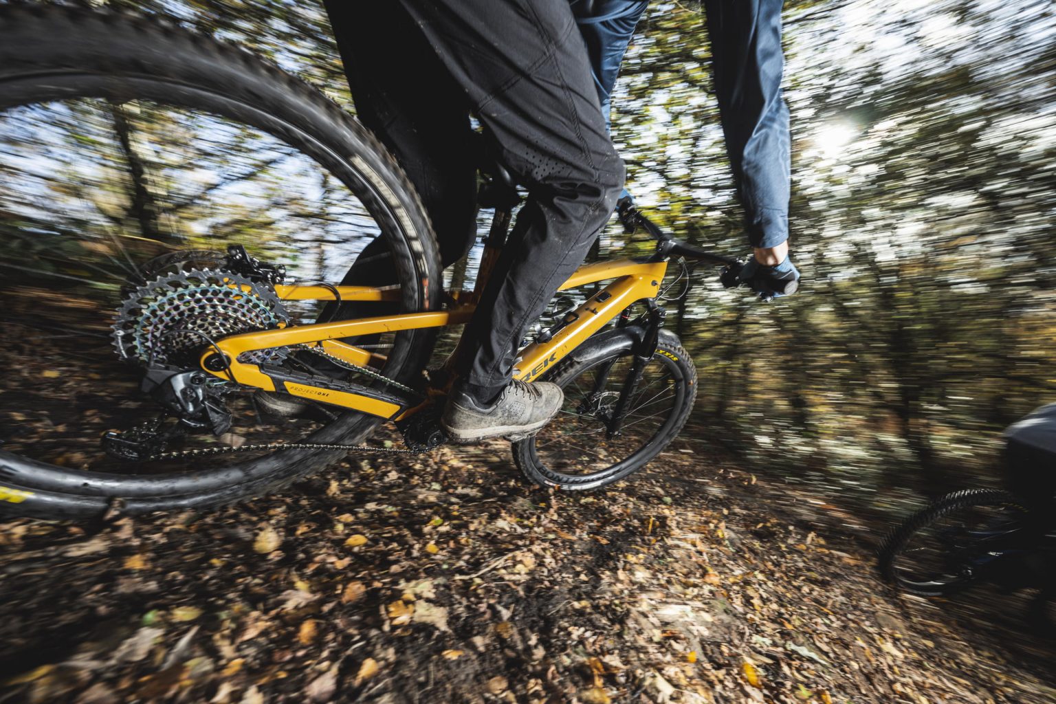 Trek's new Rail+ starts at £6,000, gets a full-size 800Wh battery and a ...