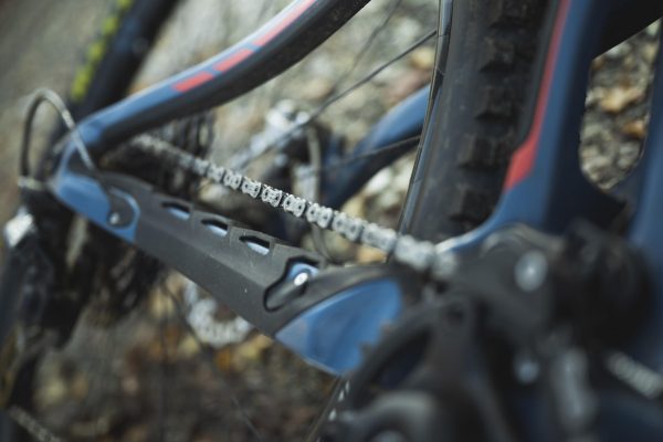 Pivot Shuttle SL 29 Team XTR eMTB review - MBR