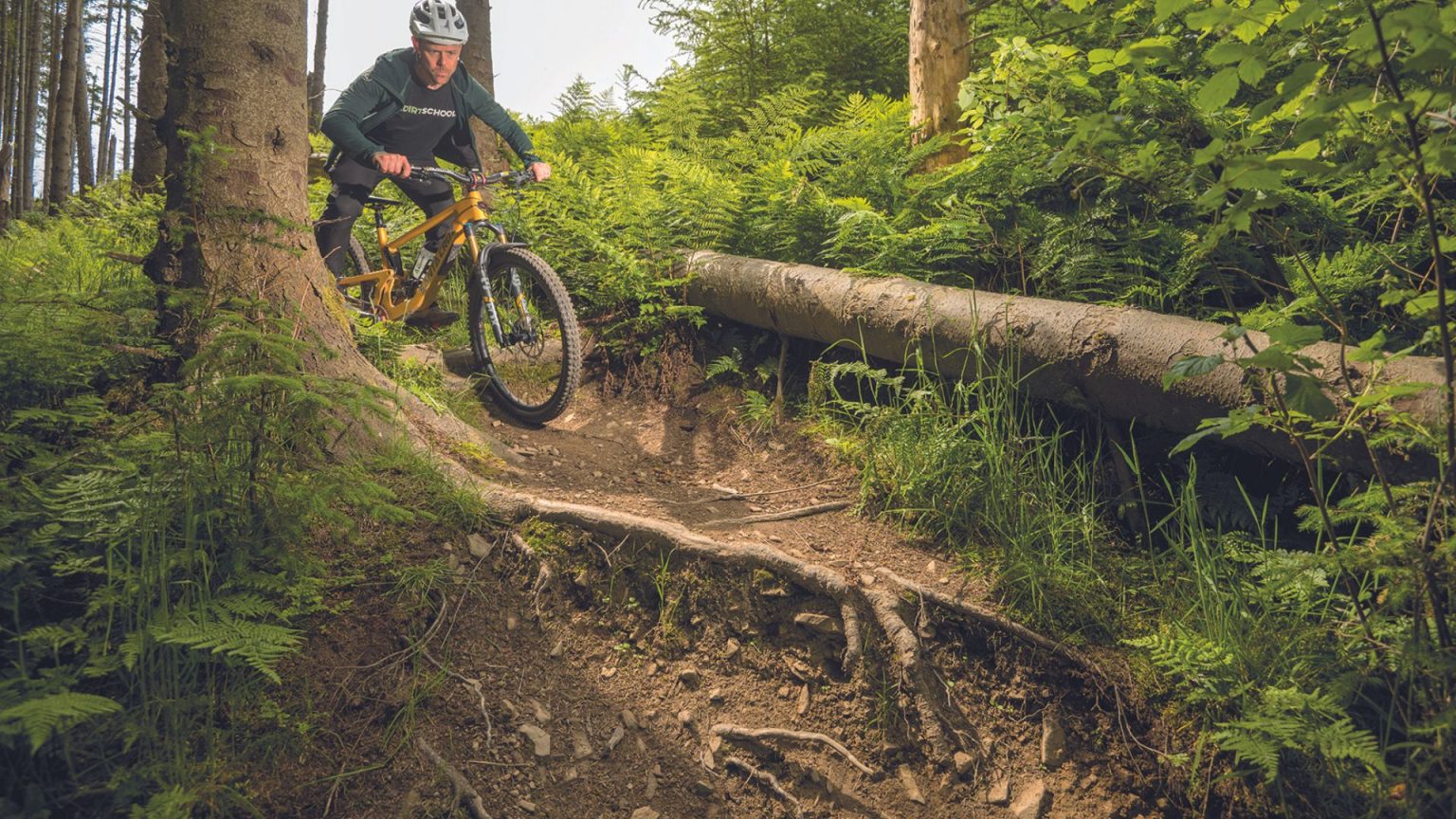 How to ride smooth and clean on steep, technical, slippery trails - MBR