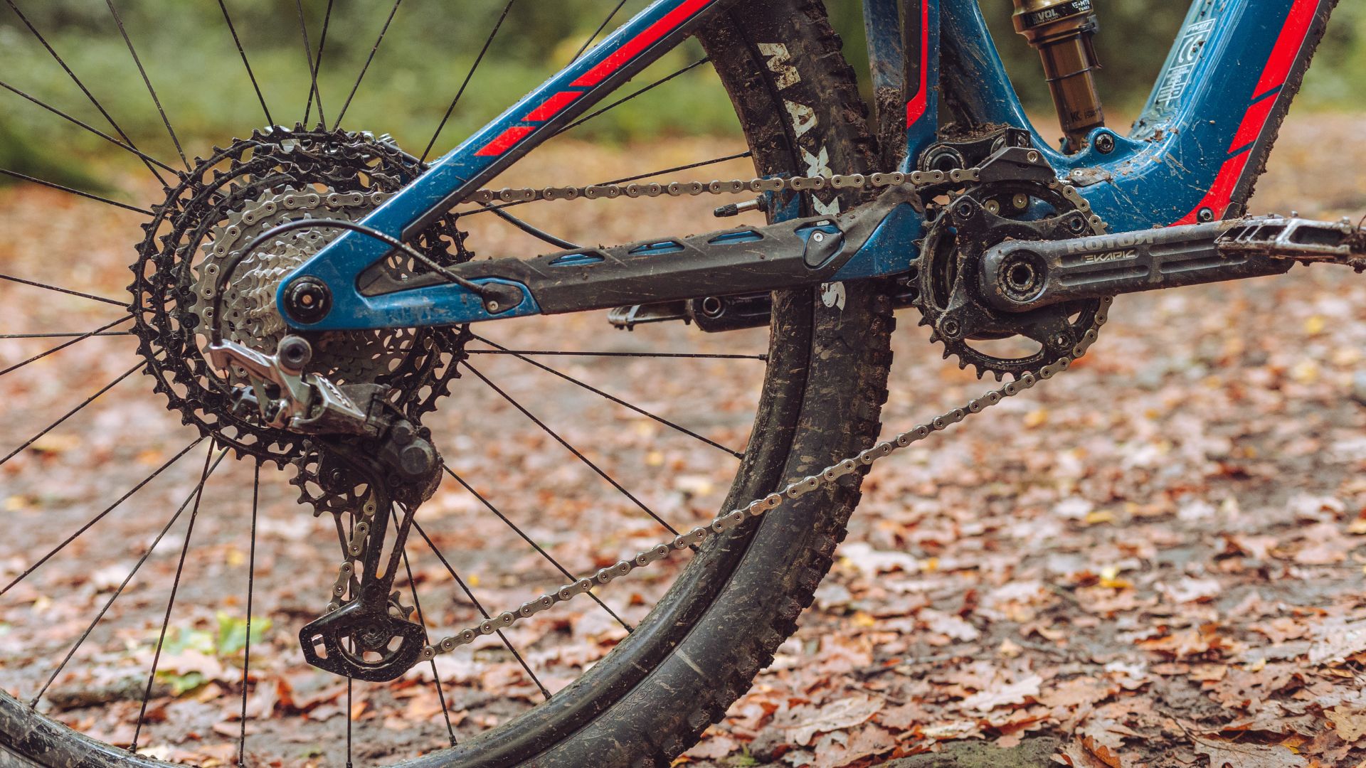 Pivot Shuttle SL 29 Team XTR first ride - MBR