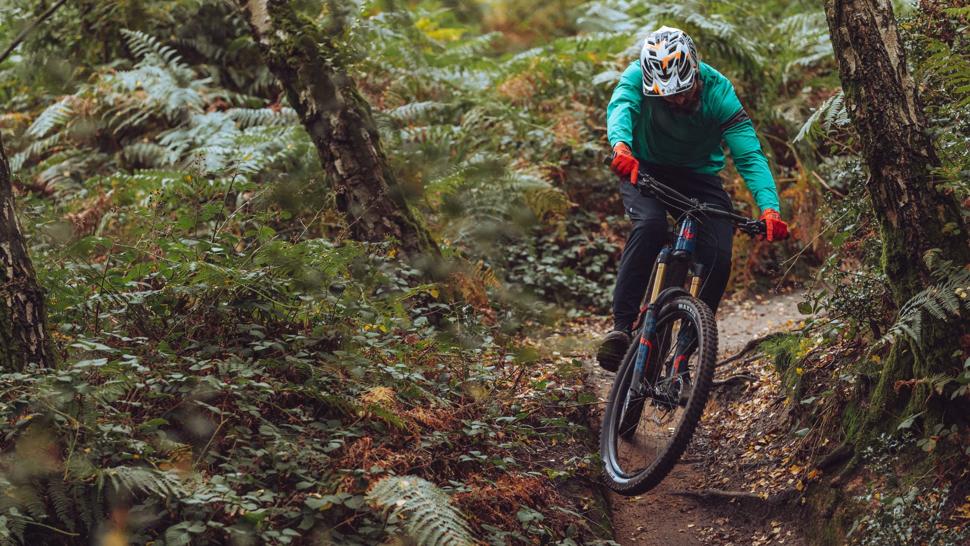 Pivot Shuttle SL 29 Team XTR first ride - MBR