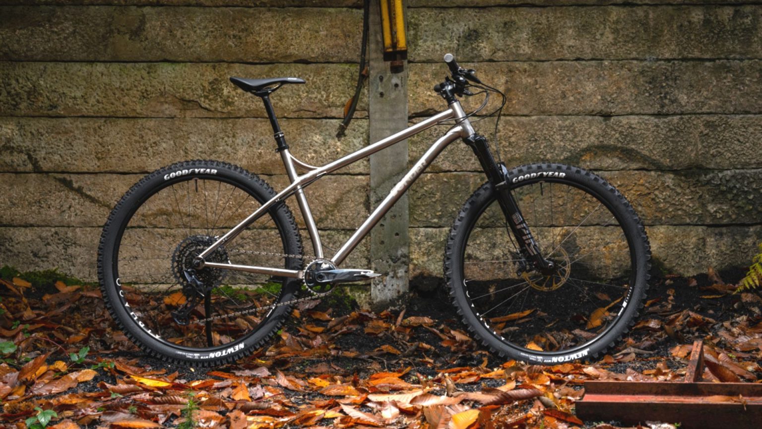 After 12 month's testing the Sonder Signal, and 35 years riding MTBs ...