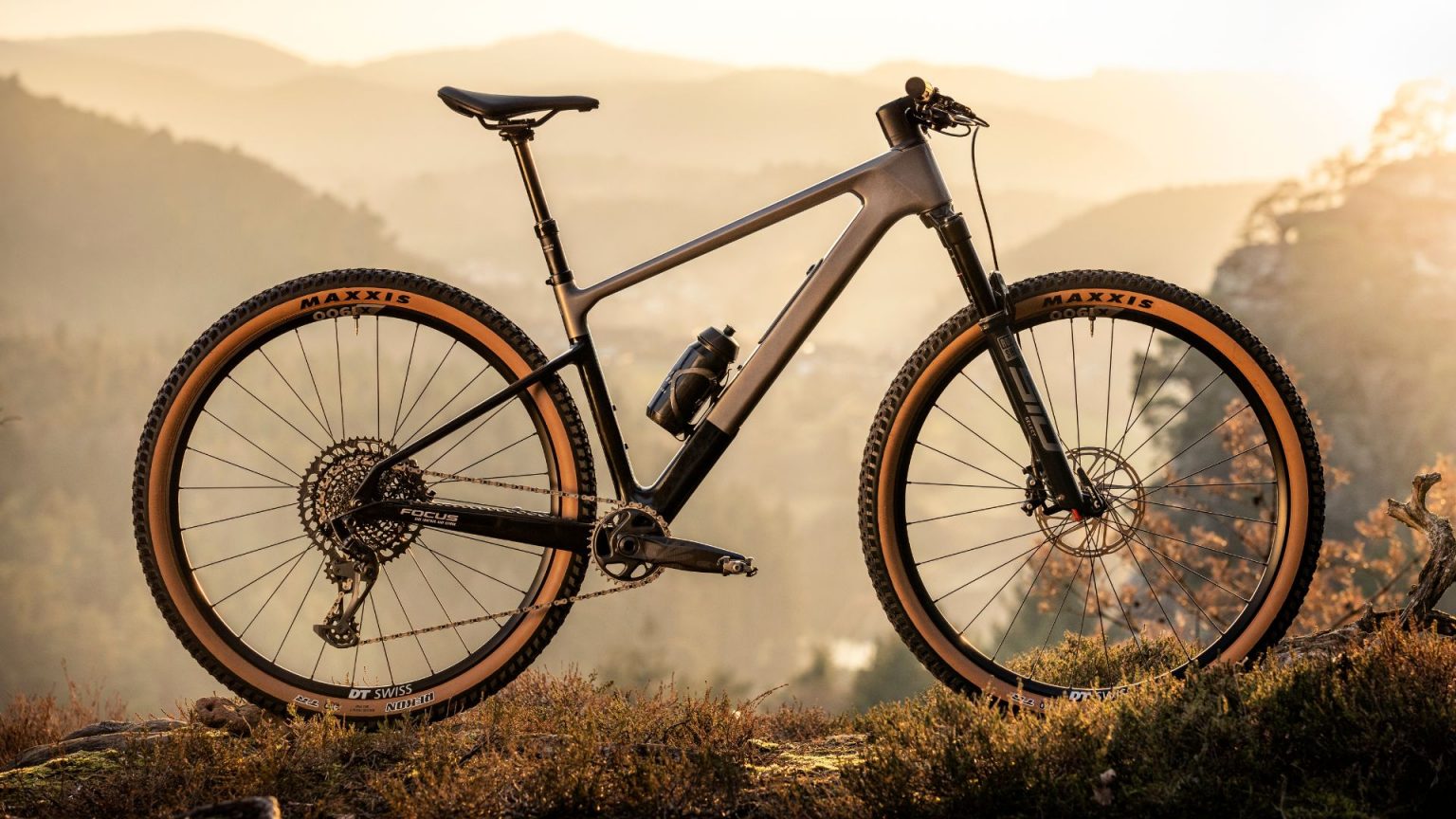 The updated Focus Raven hardtail is built for adventure - MBR