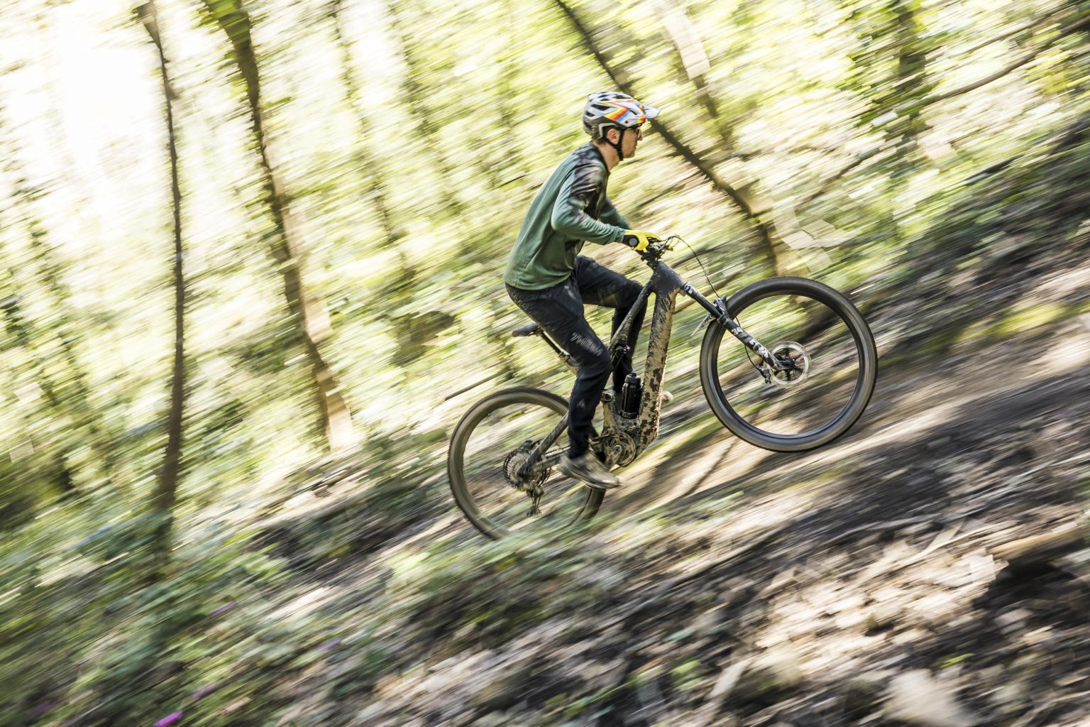Canyon Neuron:ON CF 8 eMTB first ride review - MBR