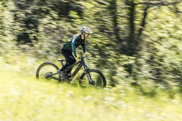 Canyon Neuron:ON CF 8 eMTB first ride review - MBR