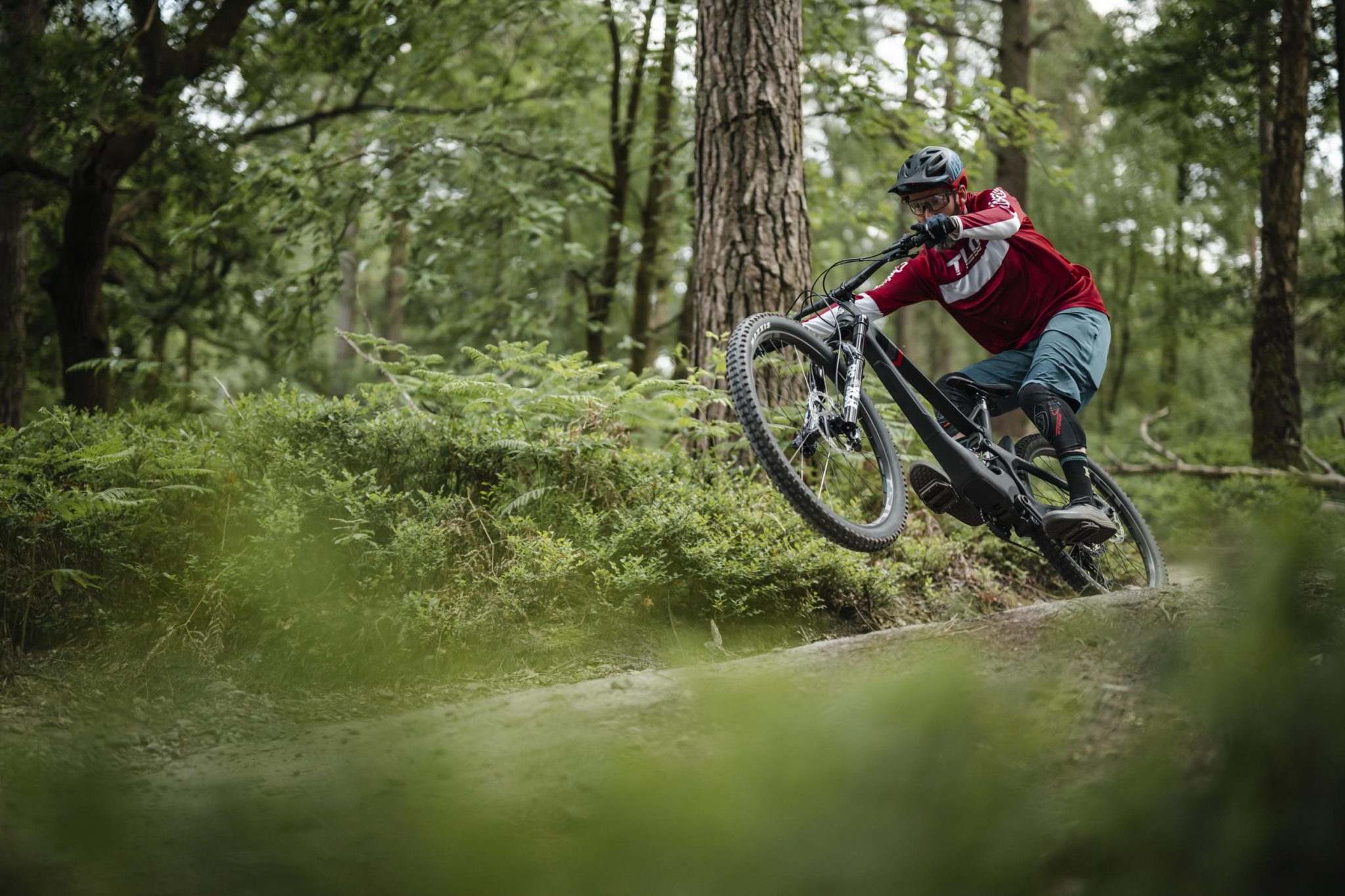 Which is the best wheel size? Mullet Vs 29er enduro bike - MBR