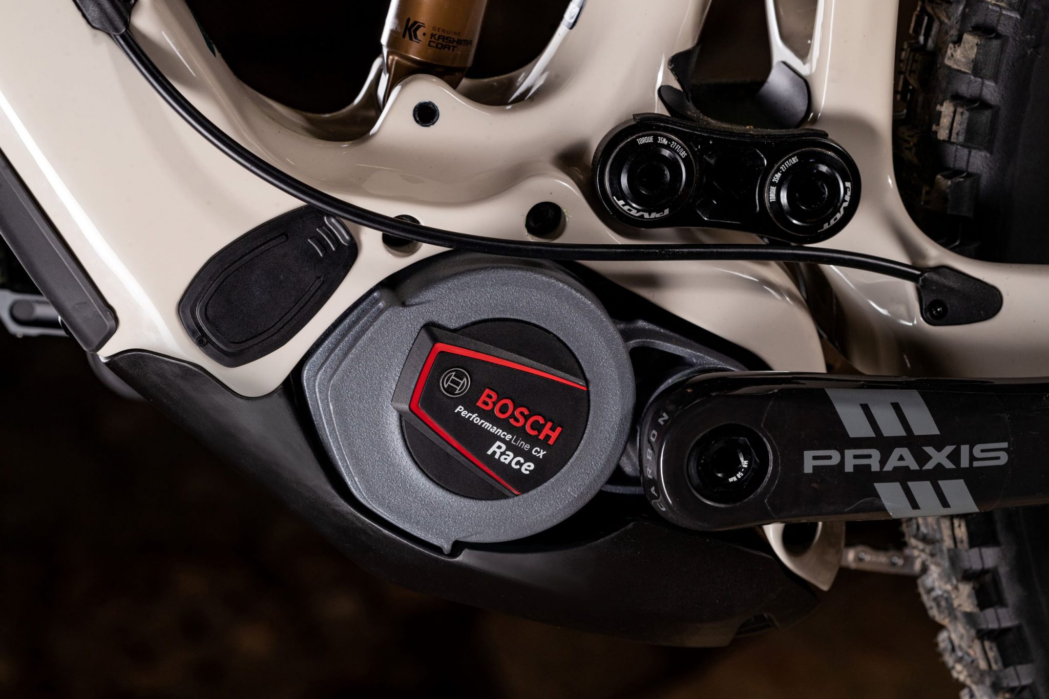 All-new Pivot Shuttle AM - a mid travel, Bosch powered electric ...