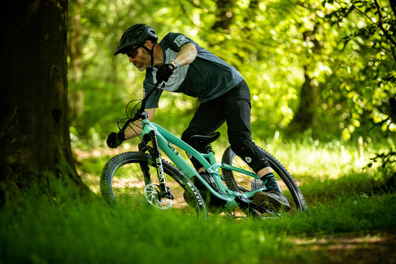 GT Sensor Carbon Pro LE first ride review - MBR