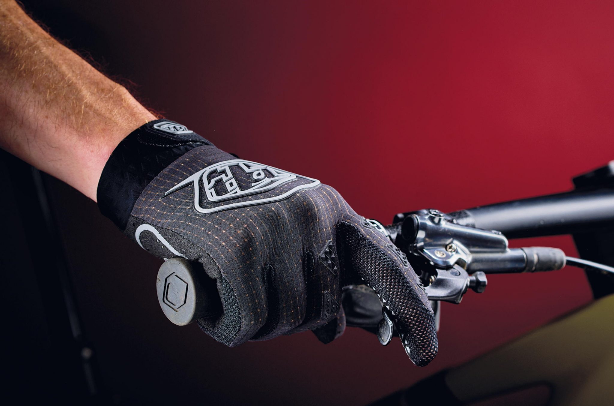 Best mountain bike gloves reviewed and rated by experts - MBR