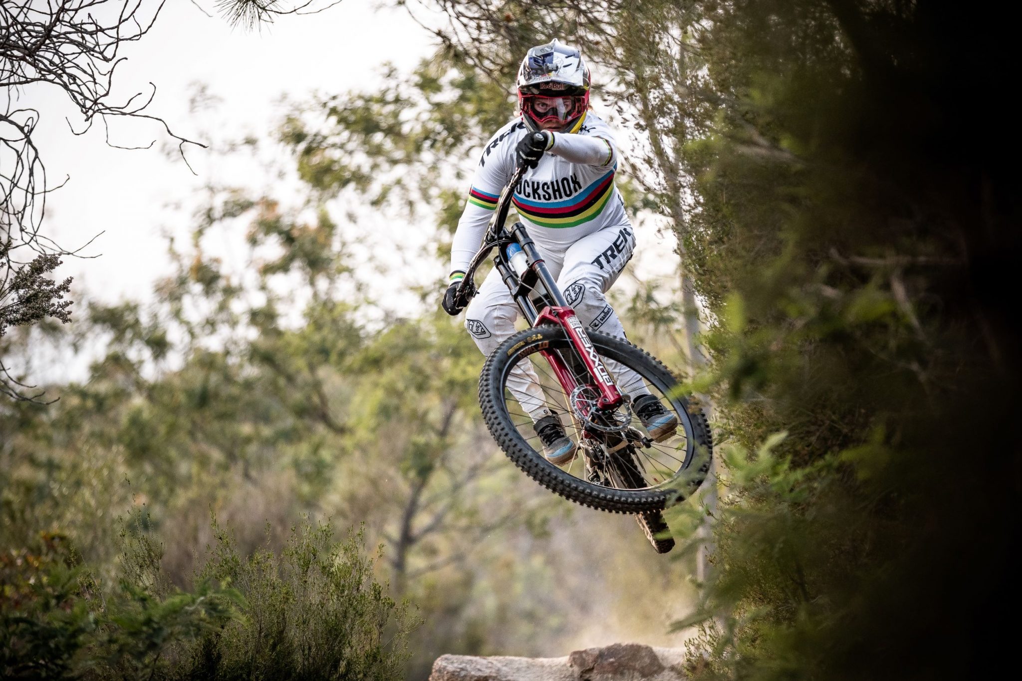 RockShox BoXXer DH fork gets a full overhaul - MBR