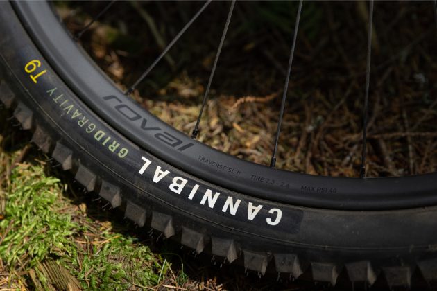 Roval launches new Traverse wheels, ThreadBed valve and '**it happens ...