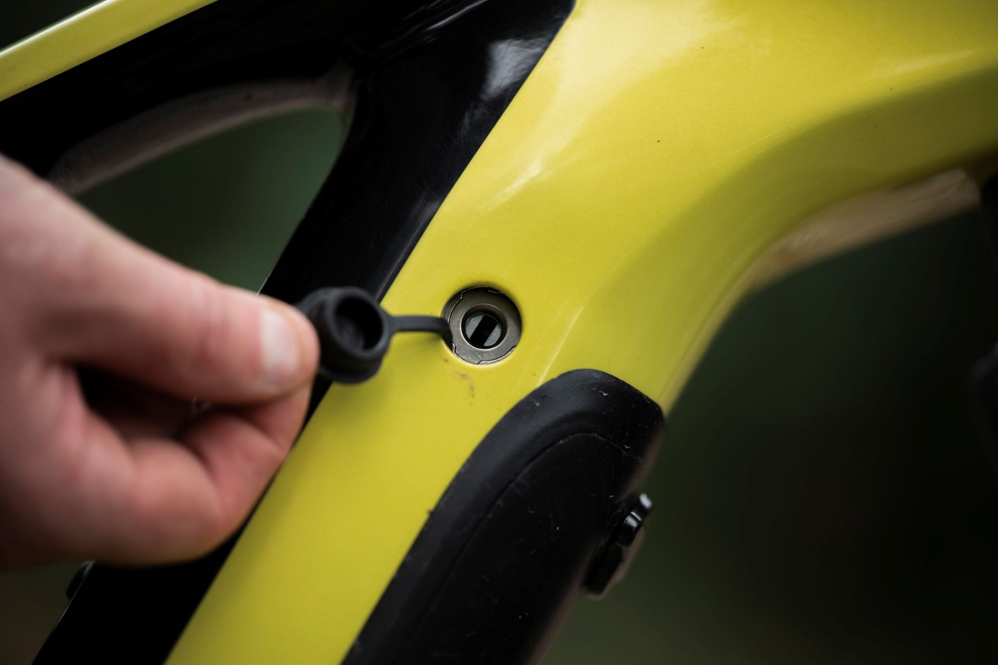 The Cannondale Moterra Neo Carbon 2 first ride review - MBR