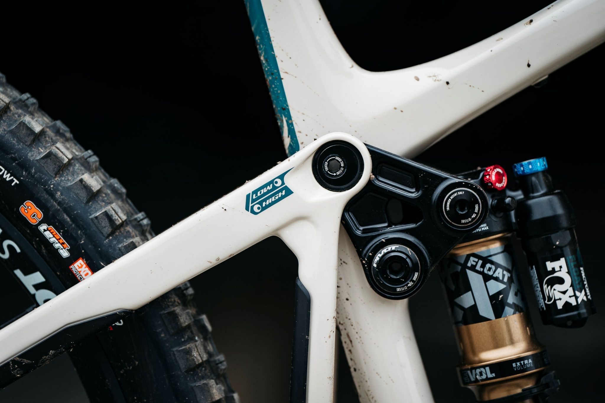 Pivot Shuttle AM Pro SRAM X0 first ride review - MBR