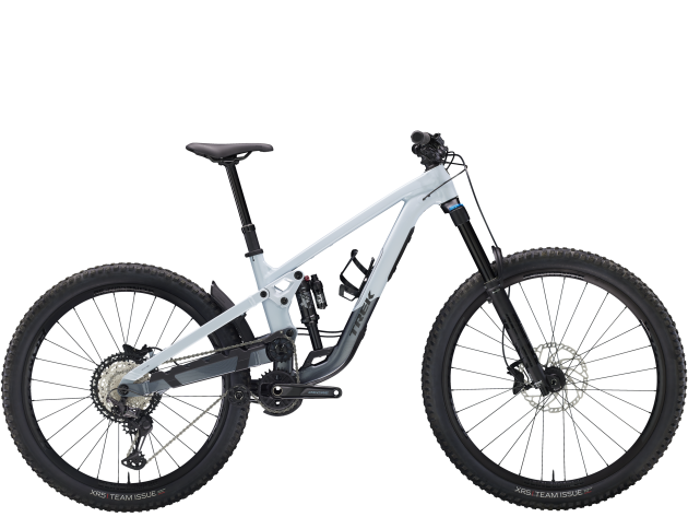 New Trek Slash gets high pivot idler, more travel and a bigger door - MBR