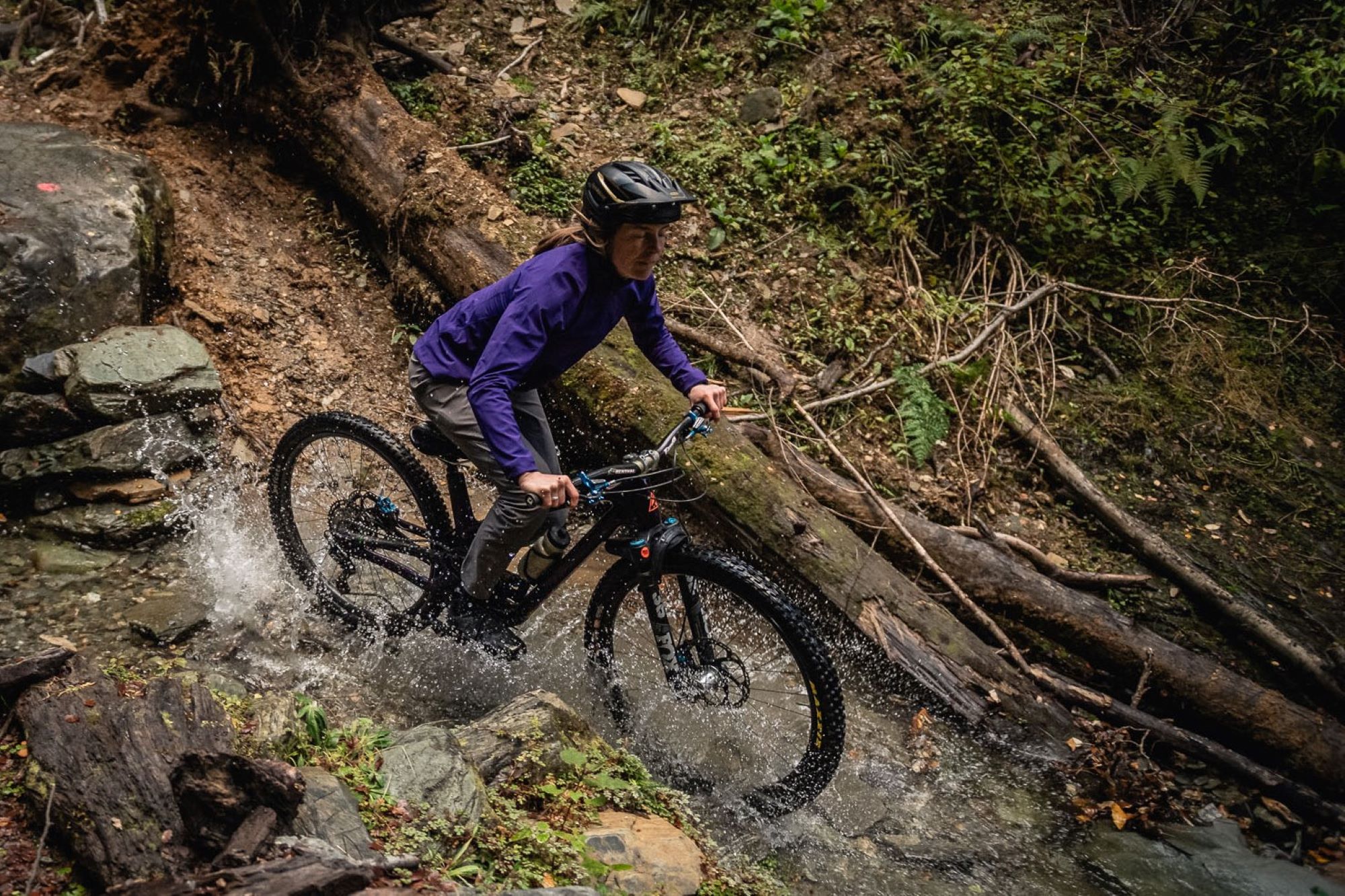 7mesh launches Airmap: next generation air-permeable, water-resistant ...