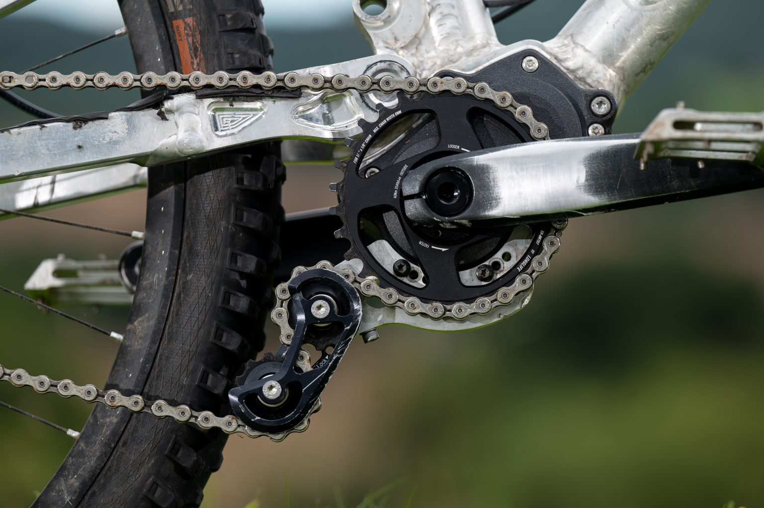 First Look: Geometron G2 Pinion gearbox bike 2024 - MBR