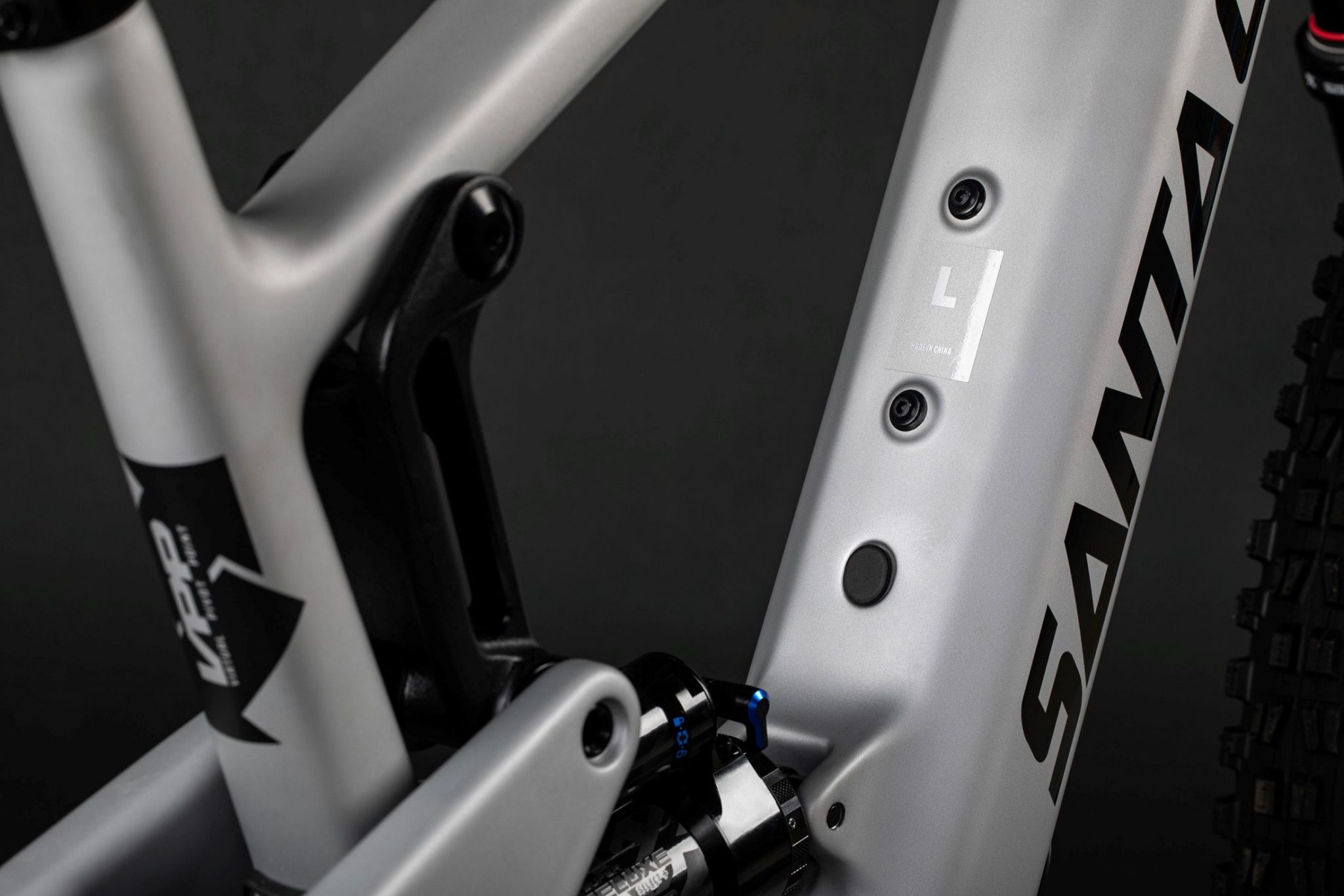 Santa Cruz Heckler SL: a new mid power, mid travel e-bike with mullet ...