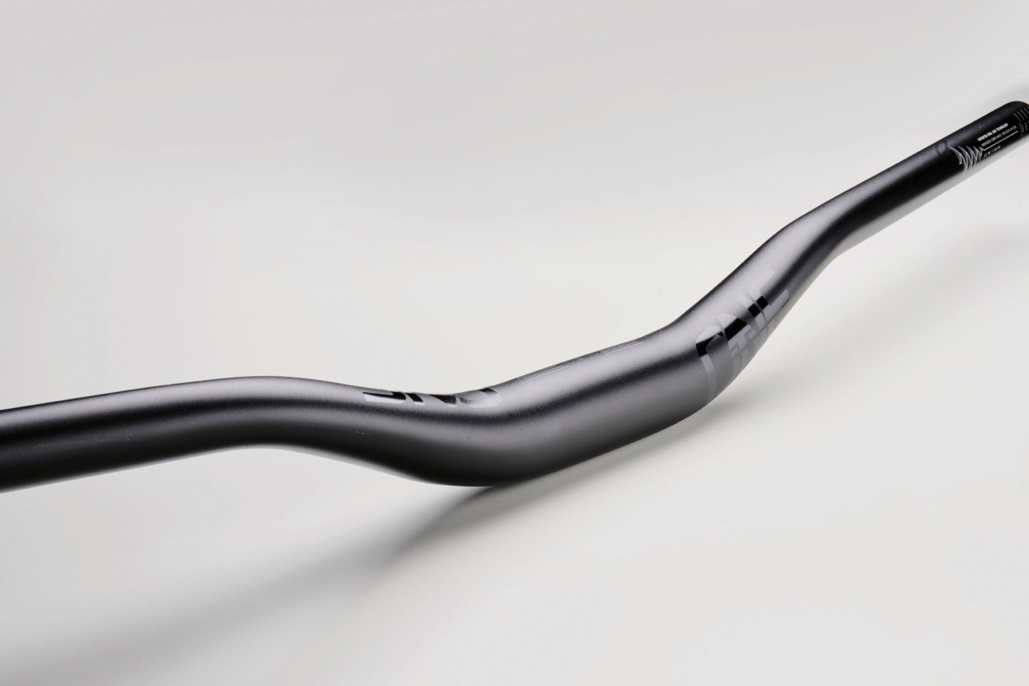 OneUp Aluminium handlebar review - MBR