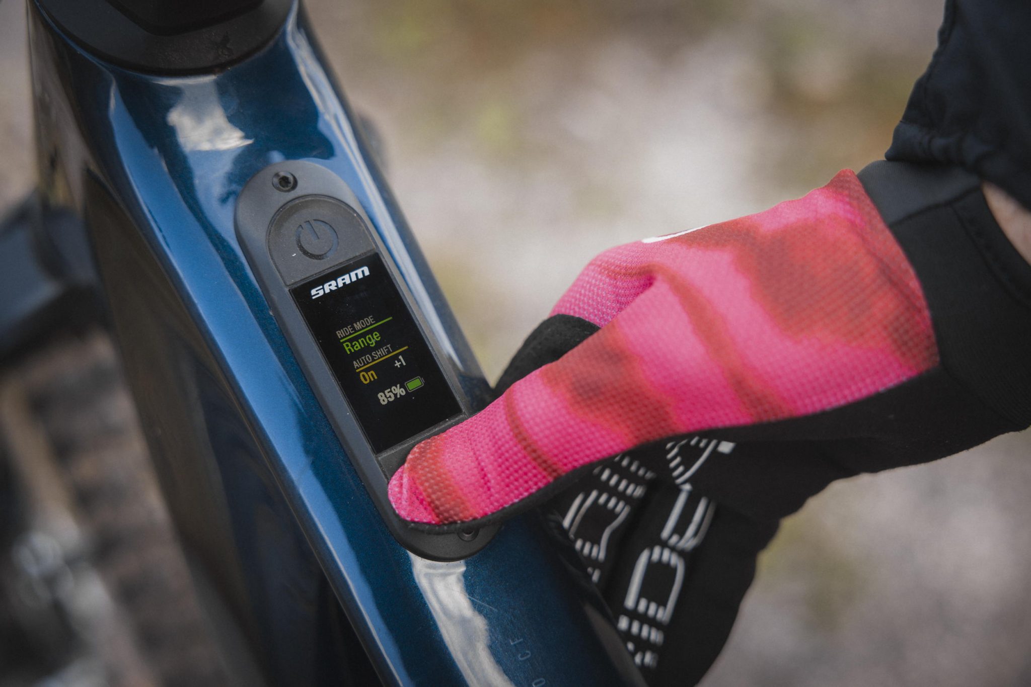 SRAM Powertrain e-bike motor and auto shift first ride review - MBR