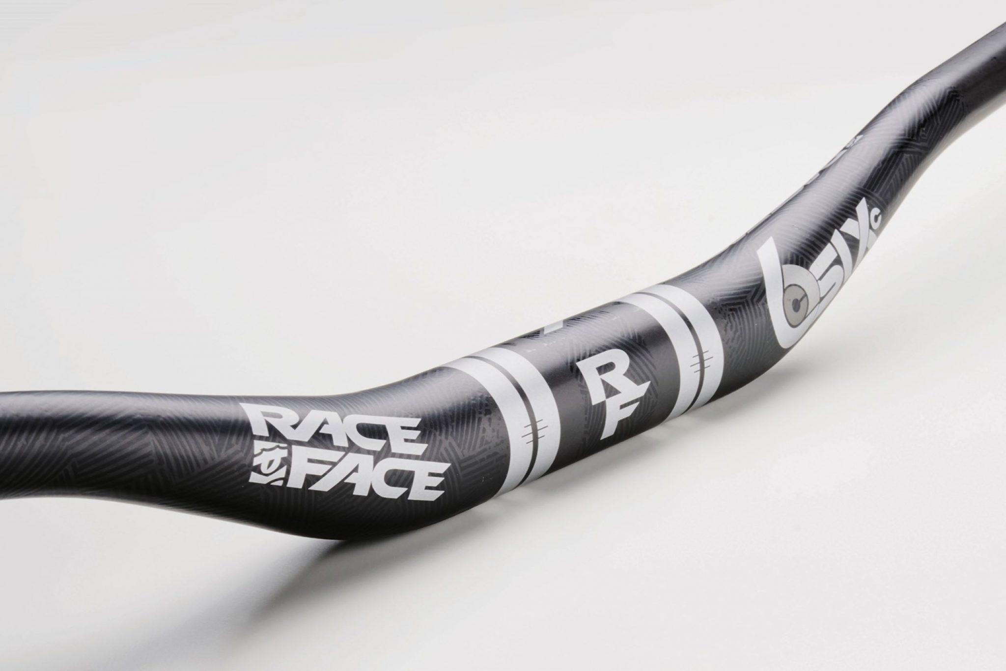Best mountain bike handlebars reviewed and rated by experts - MBR