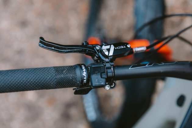 The Whyte E-Lyte 150 Works is a big-battery, full-power e-bike… so how ...