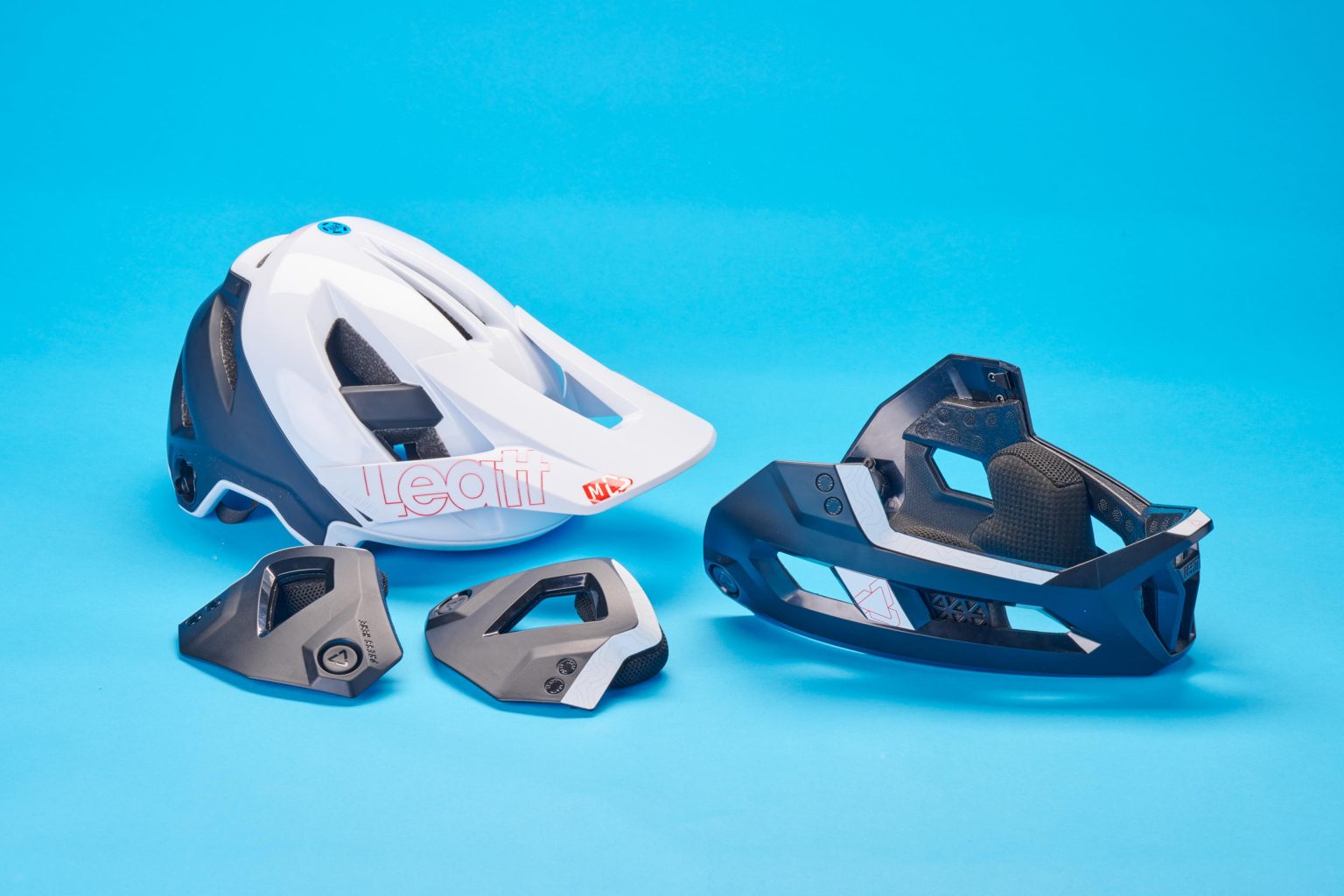 3 helmets in 1 makes the Leatt MTB Helmet 3.0 the ultimate convertible ...