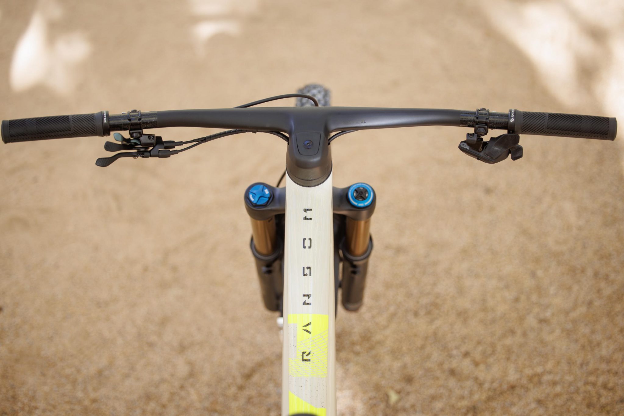 The Scott Ransom 900 RC hides its shock inside the frame, but boasts a ...