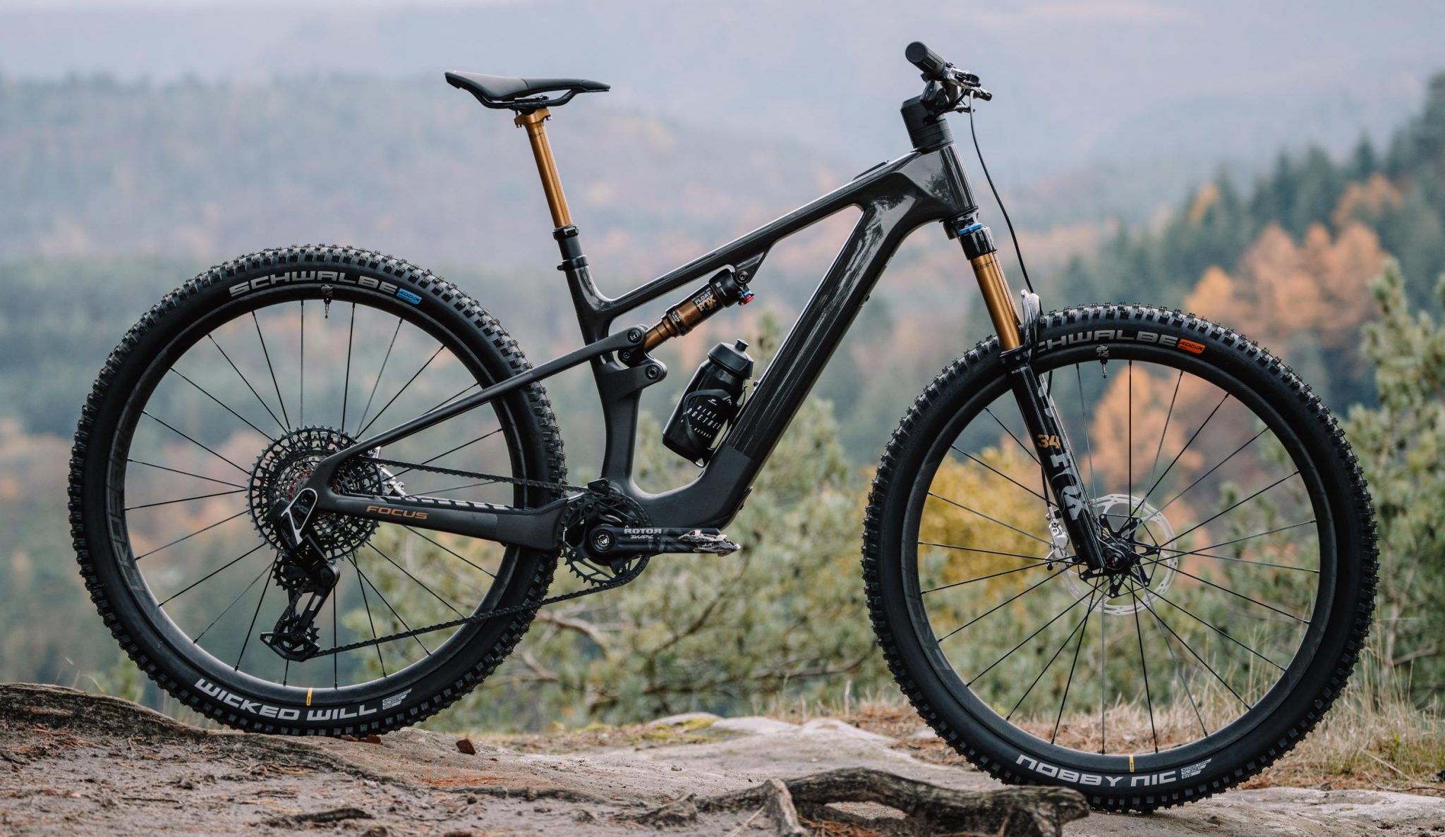 The Focus Vam2 SL e-bike uses flex stay suspension, weighs 16.2kg and dishes out 125mm travel ...