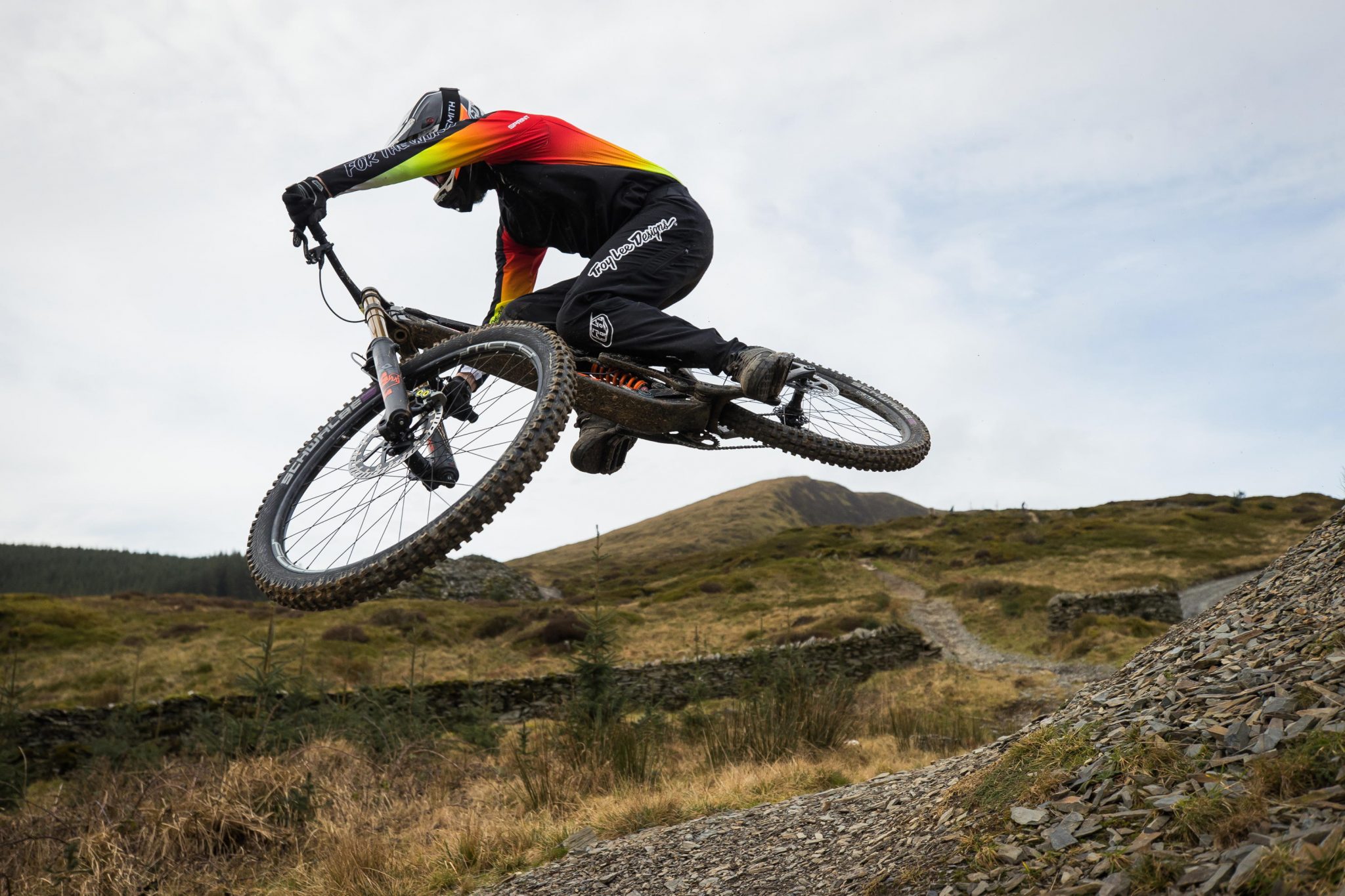 Propain’s Rage 3 CF DH race bike has 215mm of travel and can be built ...