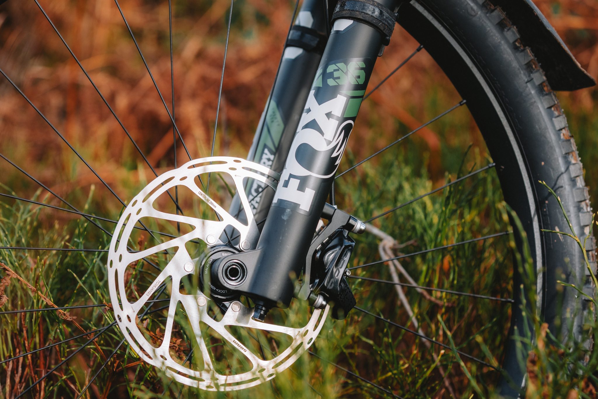 The new Pivot Switchblade doesn't get trendy internal storage or a ...